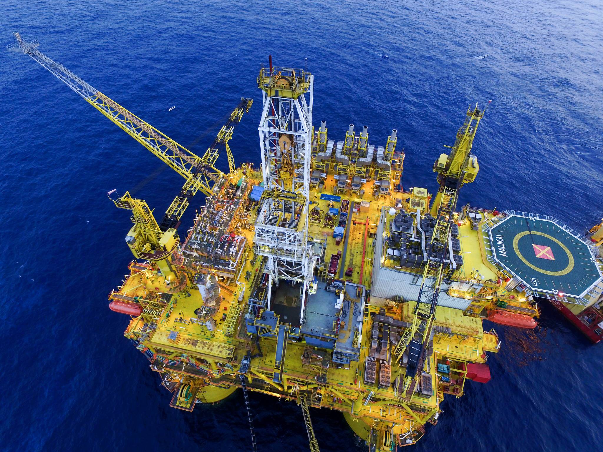 Shell Launches $25 Bln Buyback Plan, Q2 Profits Misses