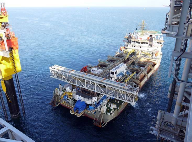 Barge Master Aids Shell Project In The Philippines