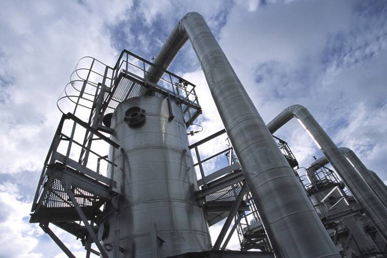 Two Dead In Russian Oilfield Fire - World Energy News